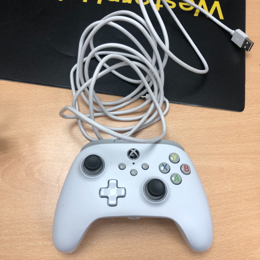 Pre-owned PowerA Xbox One unofficial Wired Controller - Own4Less